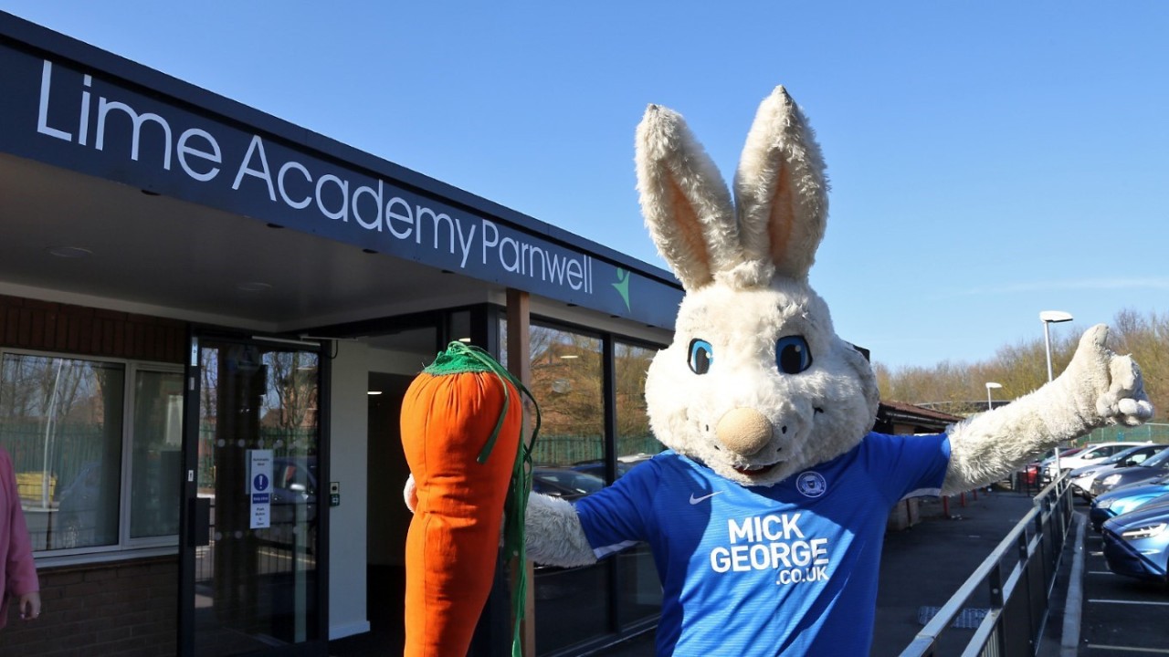 Posh Visit Lime Tree Academy | Peterborough United - The Posh