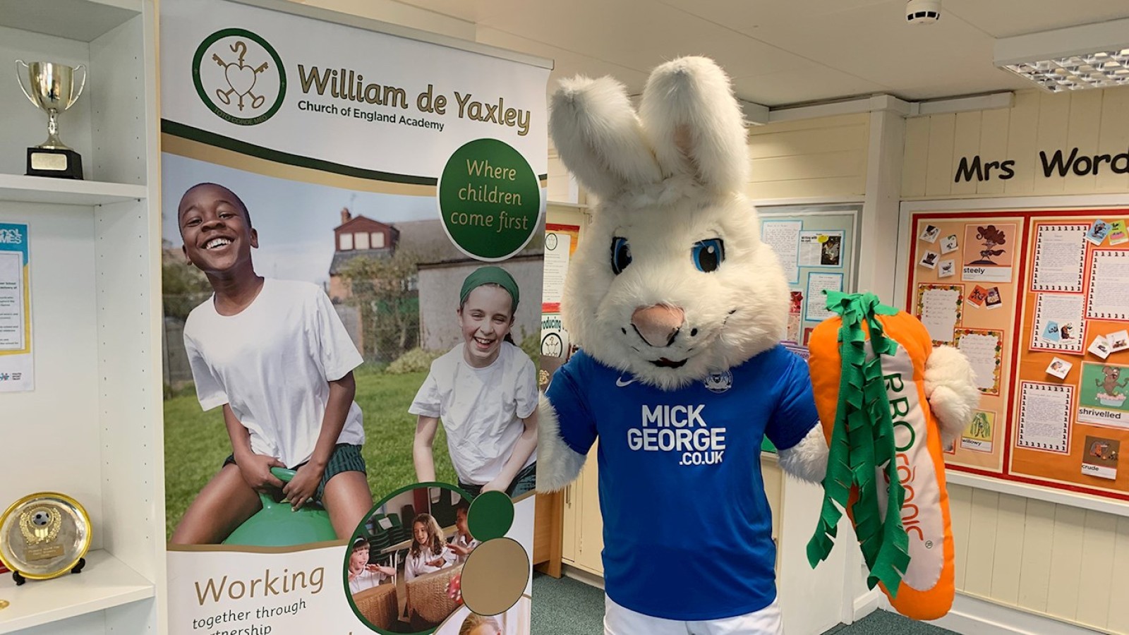 Posh Visit William De Yaxley School | Peterborough United - The Posh