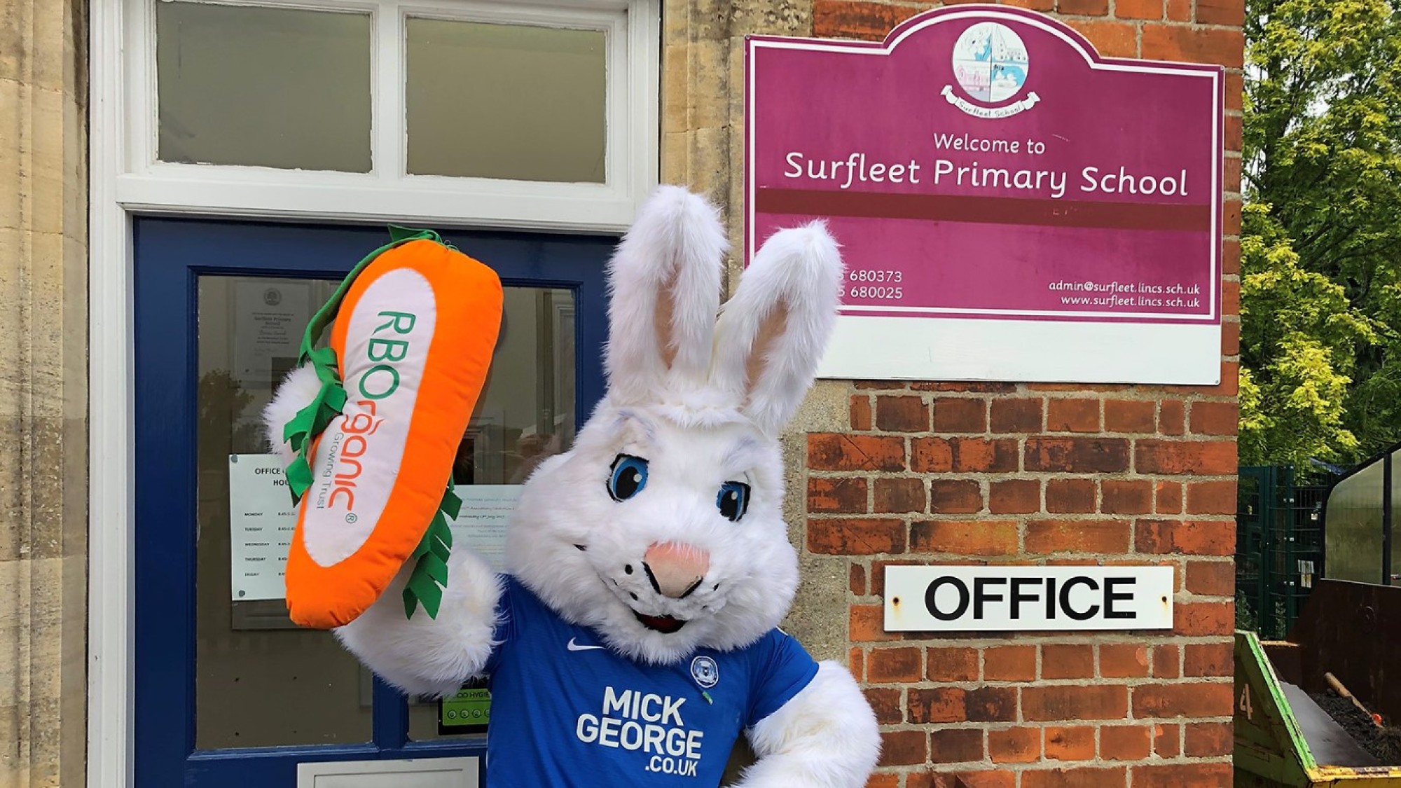 Posh Visit Surfleet Primary School | Peterborough United - The Posh